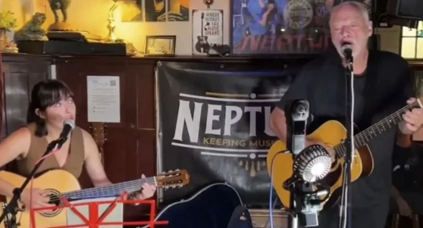 David Gilmour and Daughter Romany Perform "Wish You Were Here" - Megan ...